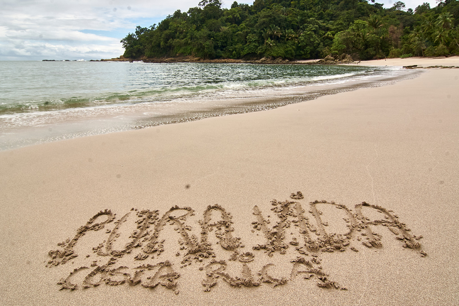 What Does Pura Vida Mean? - Caravan Tours